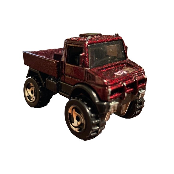 Unbranded | Toys | Hot Wheels Mercedes Benz Unimog Canvas Back Truck ...